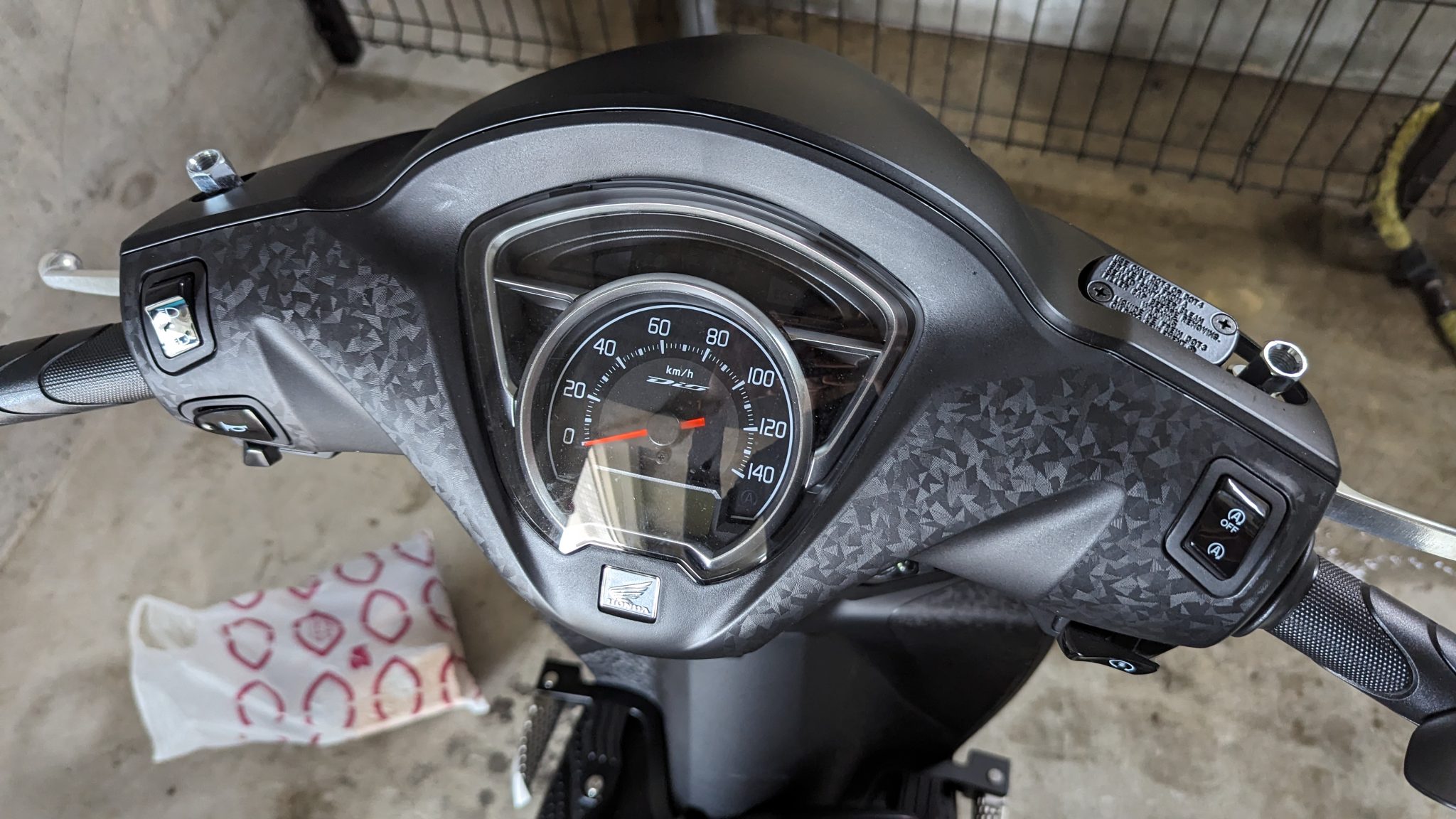 DIO110 DIO110ベーシックのLED交換やり方 | 小型モト