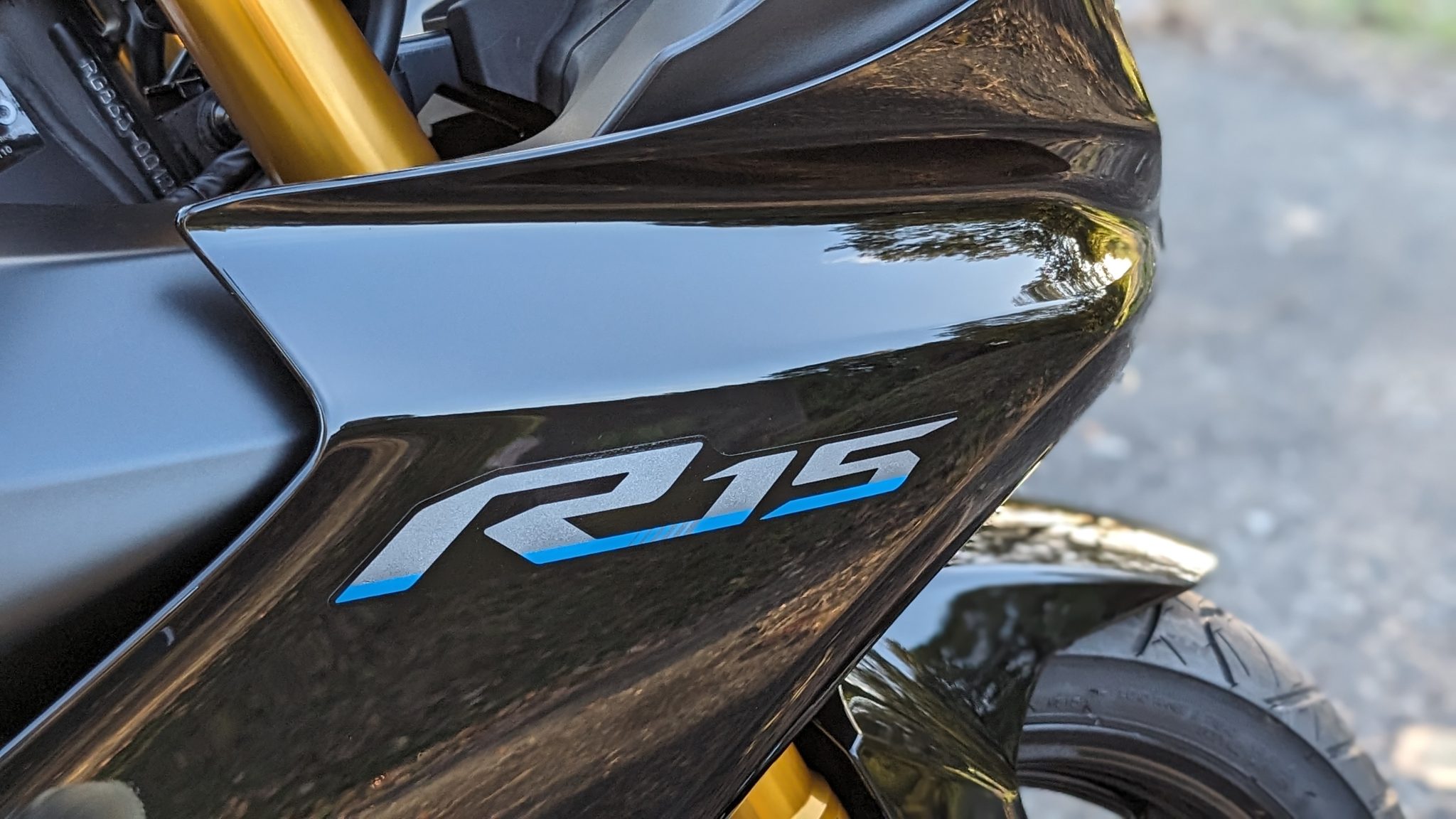 YZF-R15を購入して後悔はする？実際に乗って感じた不満点まとめ | 小型モト