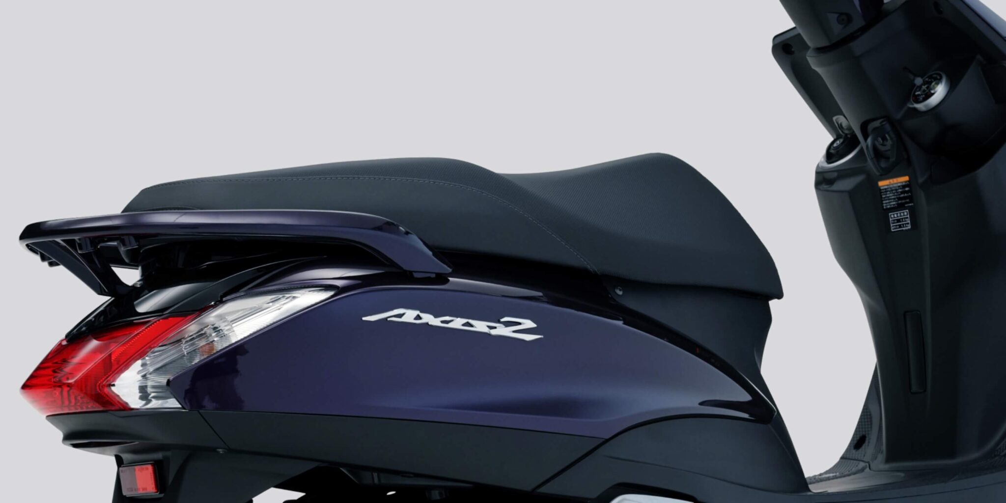 YAMAHA アクシスz125の2025年版モデル情報まとめ | トッサンのスクーター基地